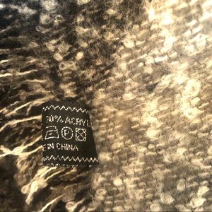 Zara | Accessories | Zara Scarf | Poshmark